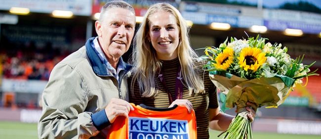 International Kelly Zeeman gehuldigd