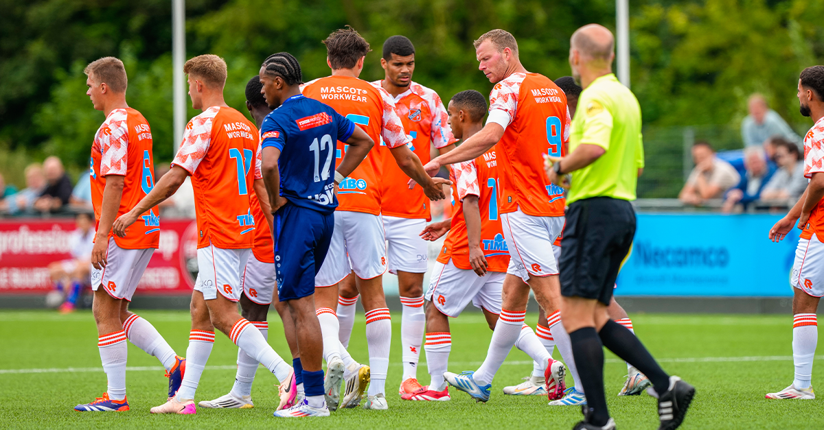 FC Volendam opent seizoen met zevenklapper in Purmerend